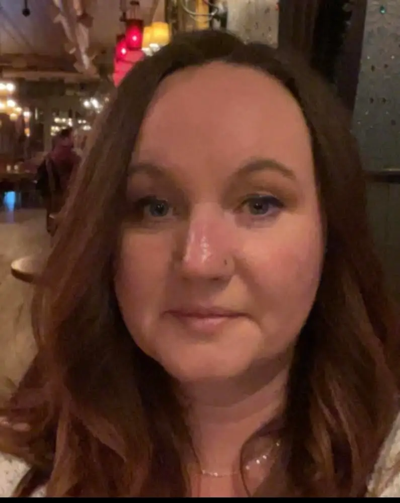 Trisha Hall - relatyv.com